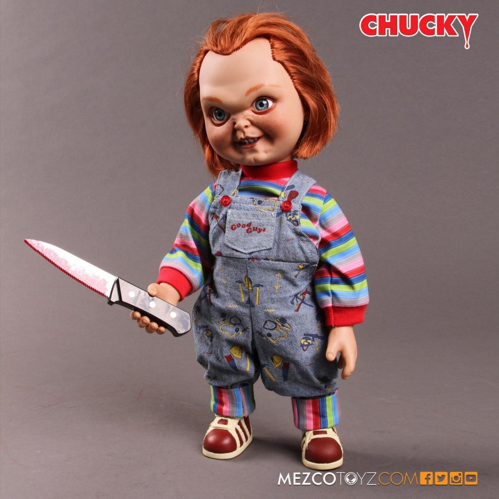 CHUCKY - Sneering Chucky - Poupée Sonore 38cm : ShopForGeek.com ...