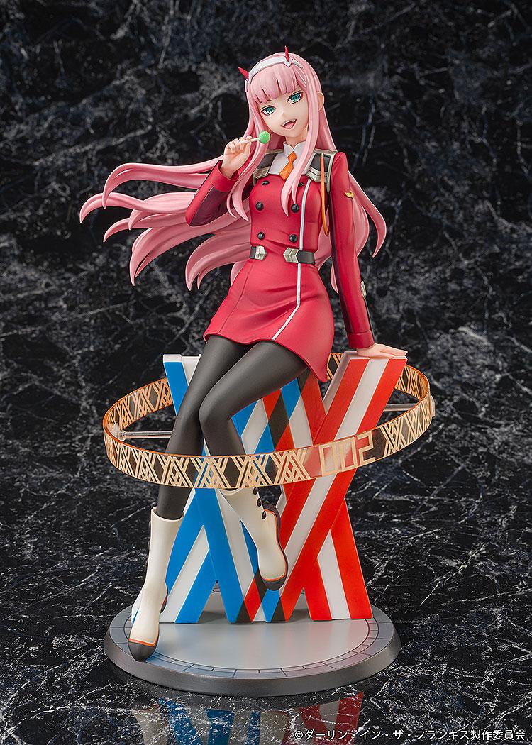 DARLING IN THE FRANXX - Zero Two - Statue 1/7 23.5cm : ShopForGeek.com ...