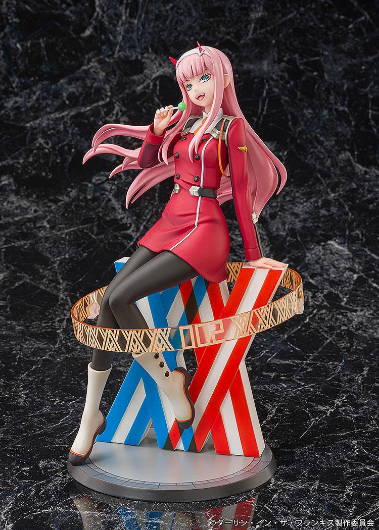 DARLING IN THE FRANXX - Zero Two - Statue 1/7 23.5cm : ShopForGeek.com ...