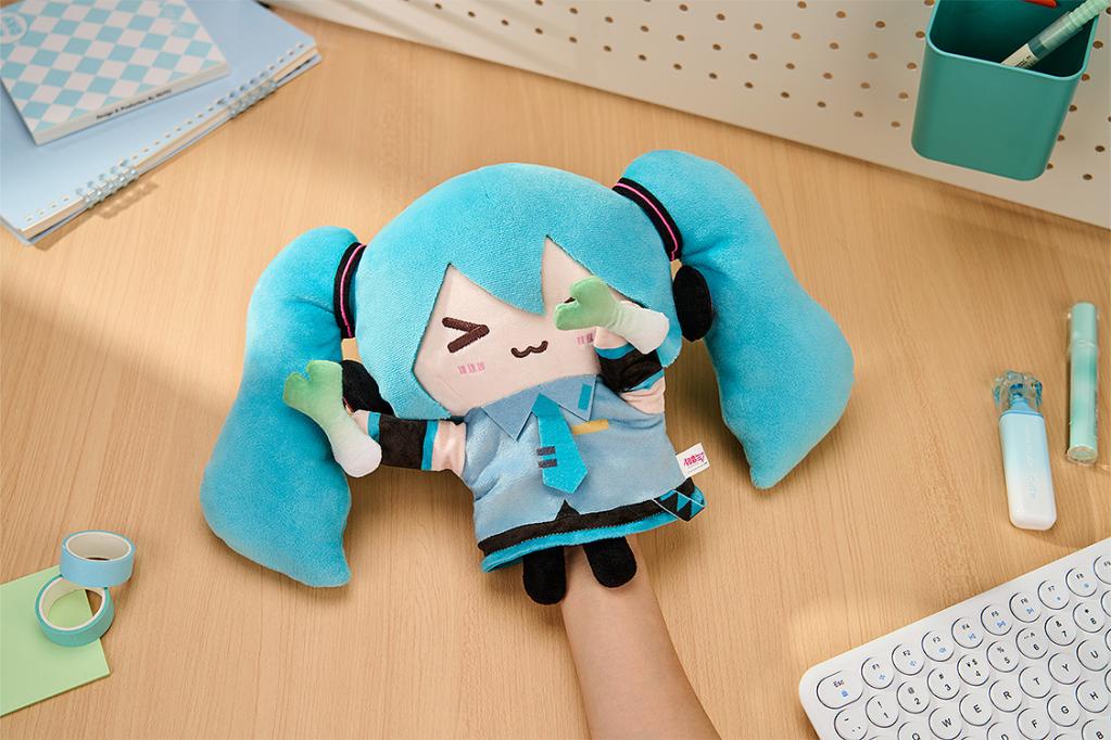 HATSUNE MIKU - Puppet 25x35cm : ShopForGeek.com: Felpa Goodsmile ...