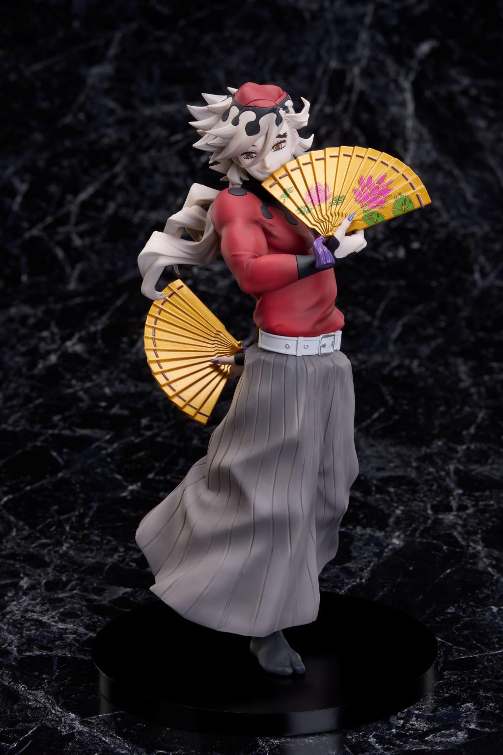 DEMON SLAYER - Doma - Statue 21cm : ShopForGeek.com: Figurita Aniplex ...