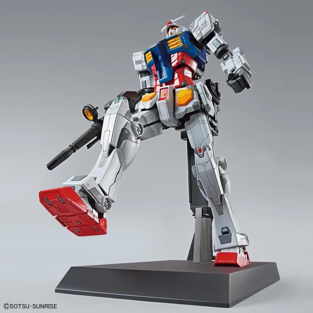 GUNDAM - 1/100 RX-78F00 Gundam - Model Kit : ShopForGeek.com: Model Kit ...