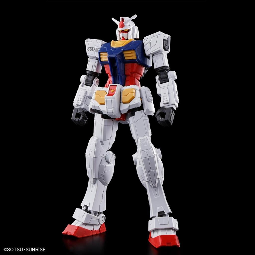 GUNDAM - Entry Grade 1/144 RX-78F00/E Gundam - Model Kit : ShopForGeek ...