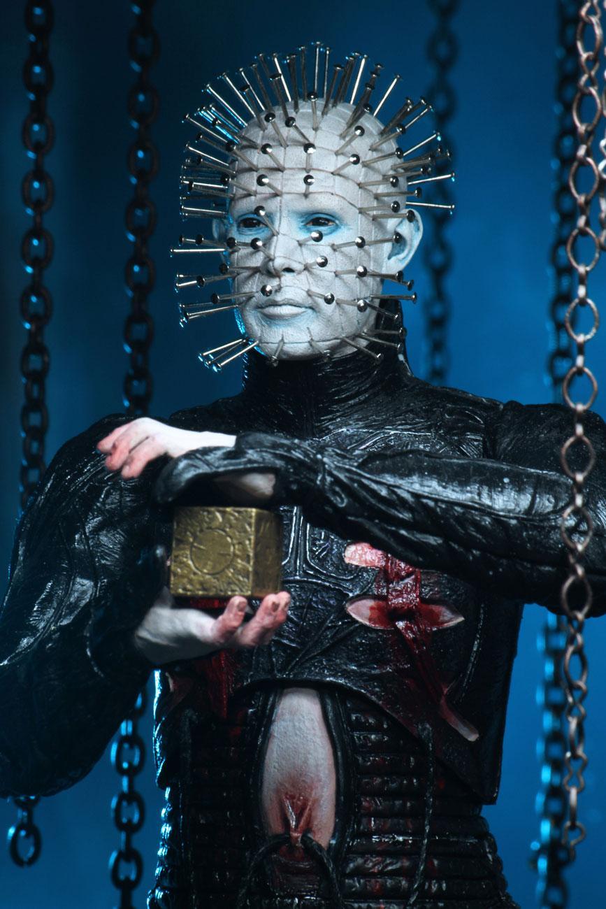 HELLRAISER - Ultimate Pinhead - Figure 17cm : ShopForGeek.com ...