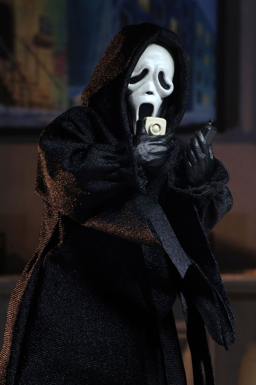 SCREAM - Retro Ghostface - Figurine articulée 20cm : ShopForGeek.com ...
