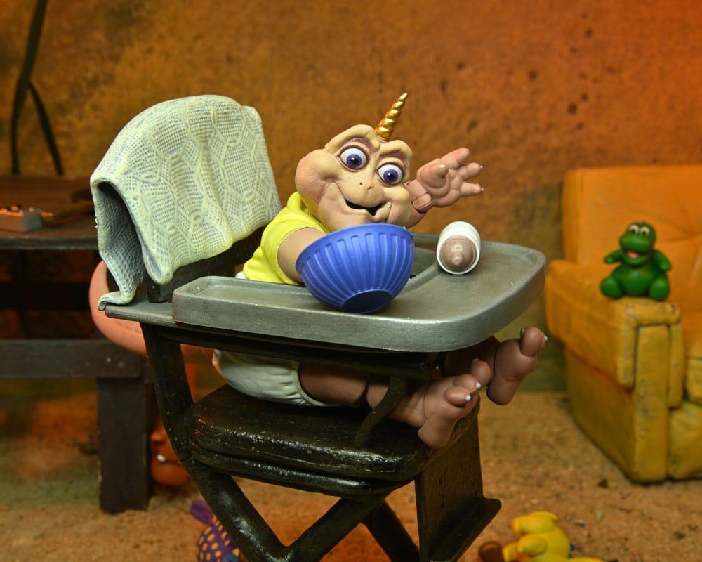 DINOSAURES - Bébé Sinclair - Figurine Ultimate 18cm : ShopForGeek.com ...