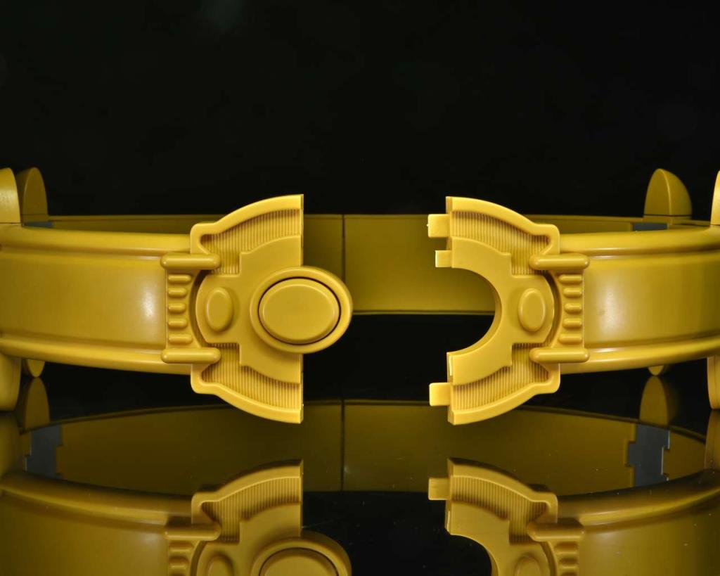 BATMAN - Batman's Utility Belt (1989 Movie) - Replica 1/1 : ShopForGeek ...