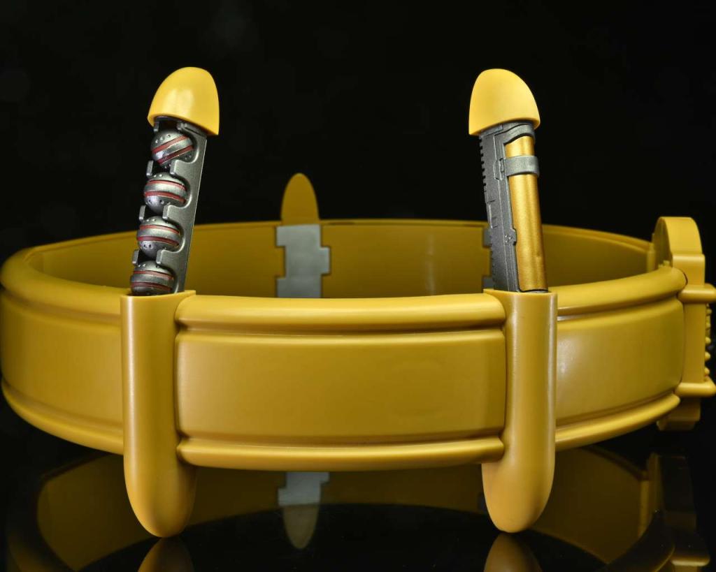 BATMAN - Batman's Utility Belt (1989 Movie) - Replica 1/1 : ShopForGeek ...