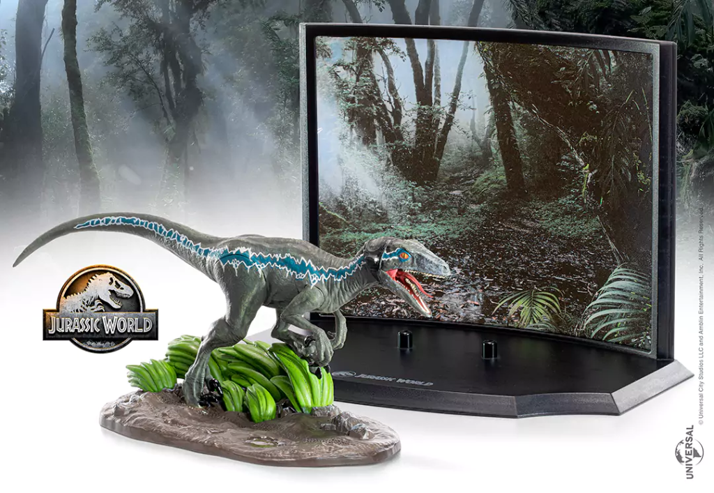 JURASSIC WORLD - Blue - Figurine Toyellectible Treasures : ShopForGeek ...