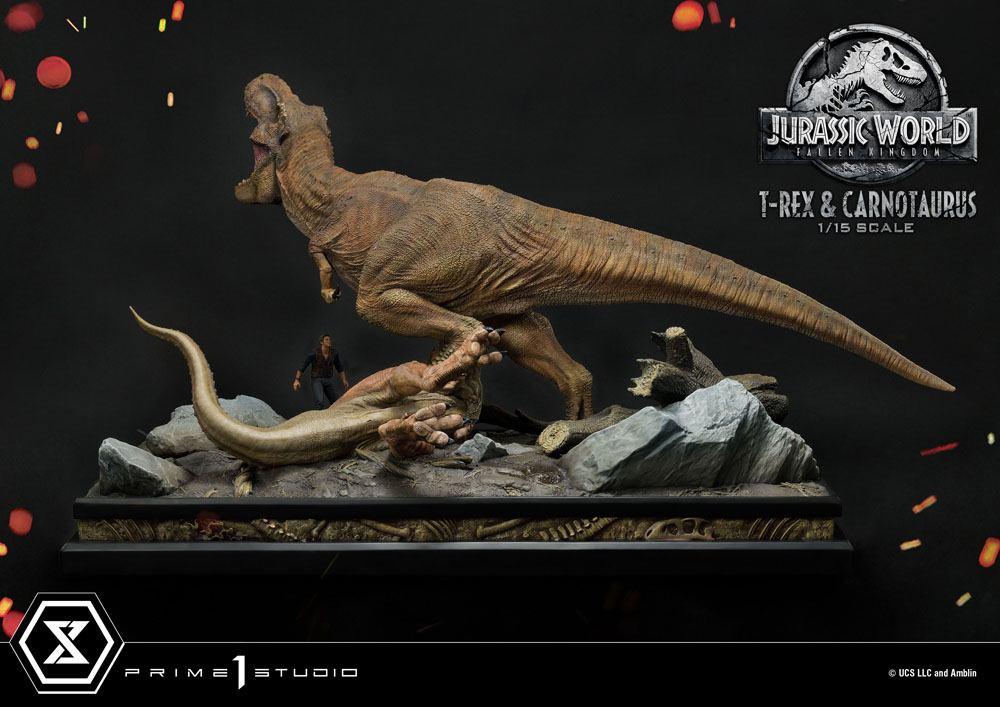 JURASSIC WORLD - T-Rex & Carnotaurus - Statue '49x90x51cm ...