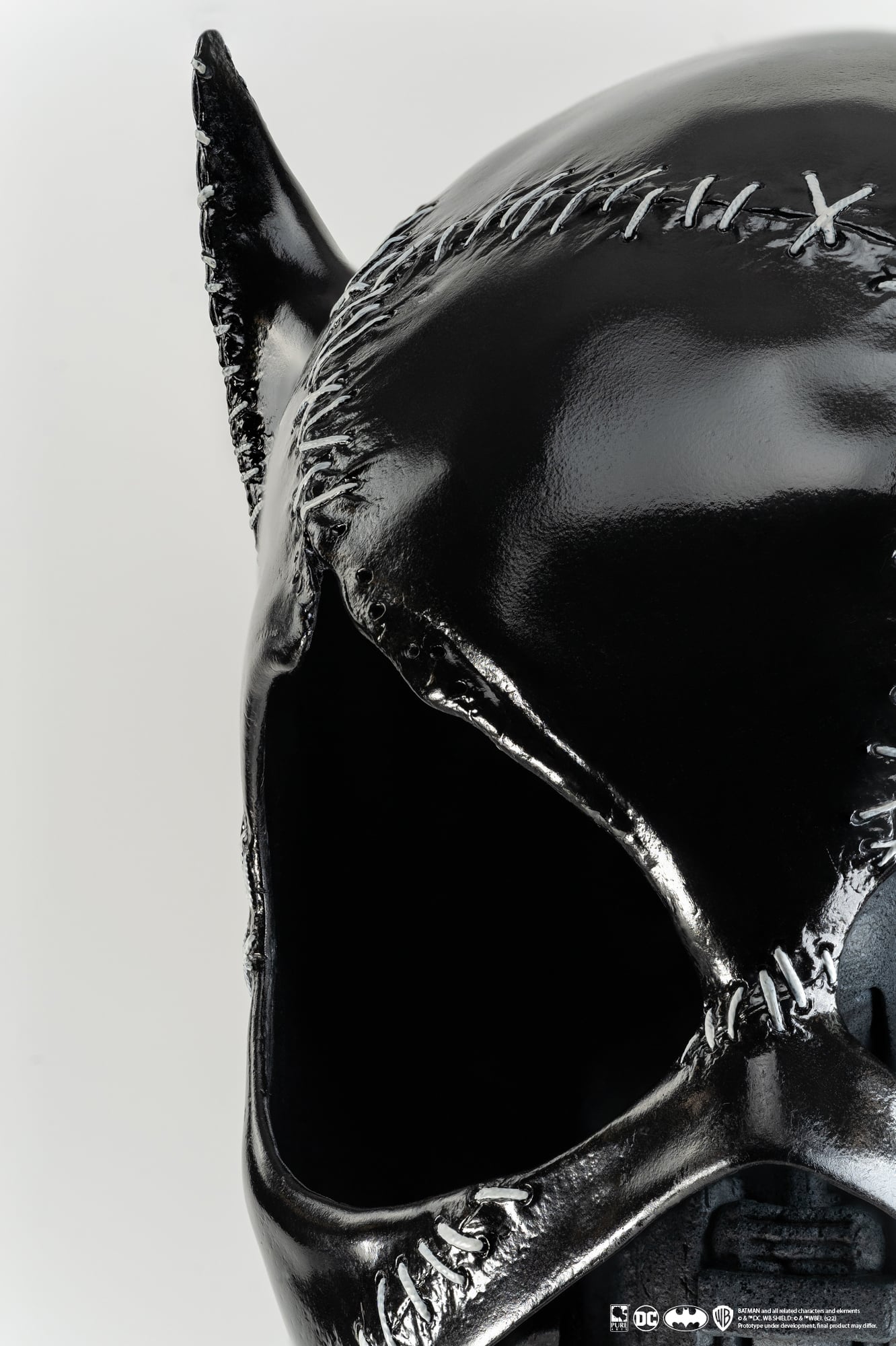 BATMAN - Catwoman Mask - Replica 1/1 48cm : ShopForGeek.com: Replica ...