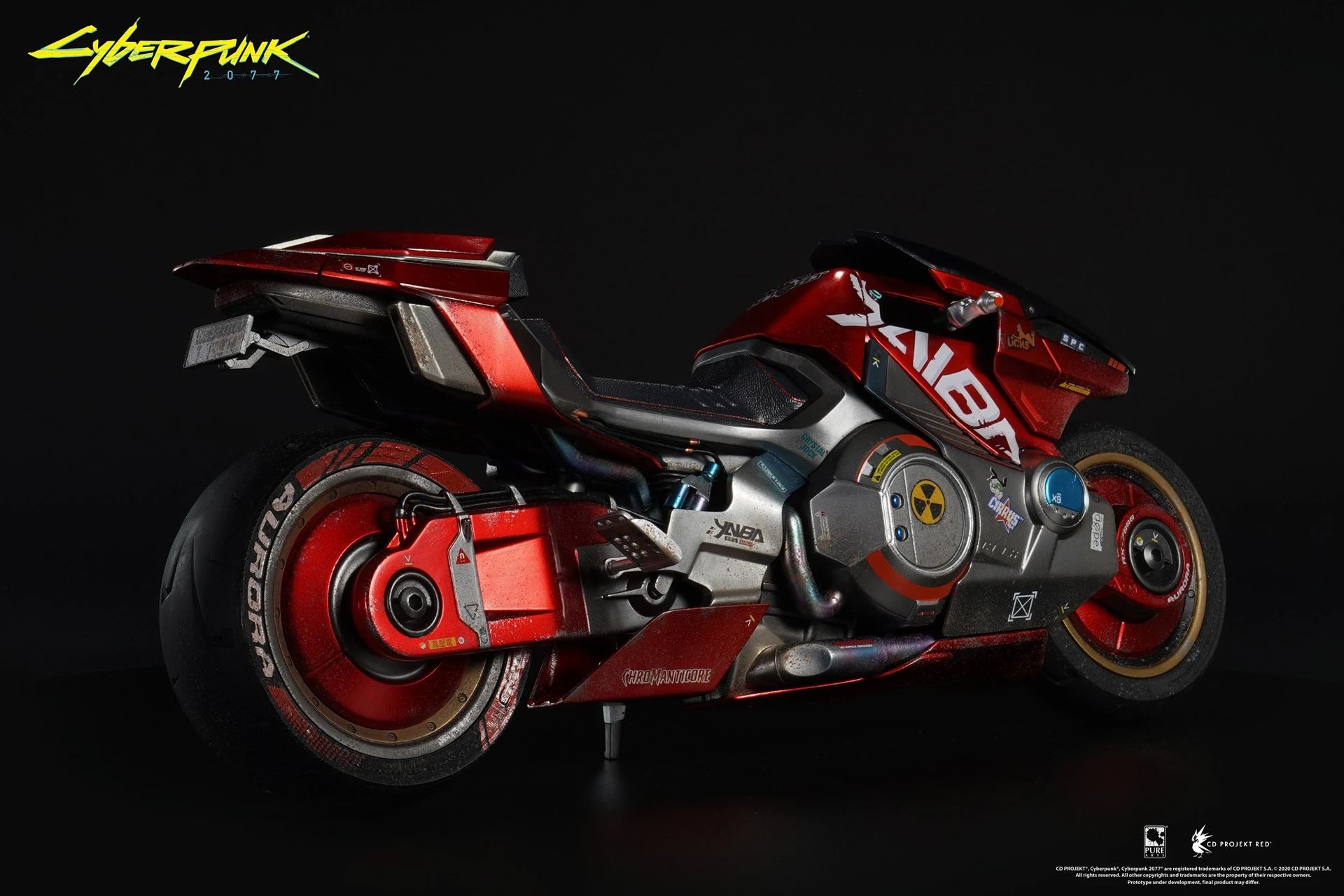 CYBERPUNK 2077 - V Male & Yaiba Bike - Figurines 30cm & 41x18cm ...