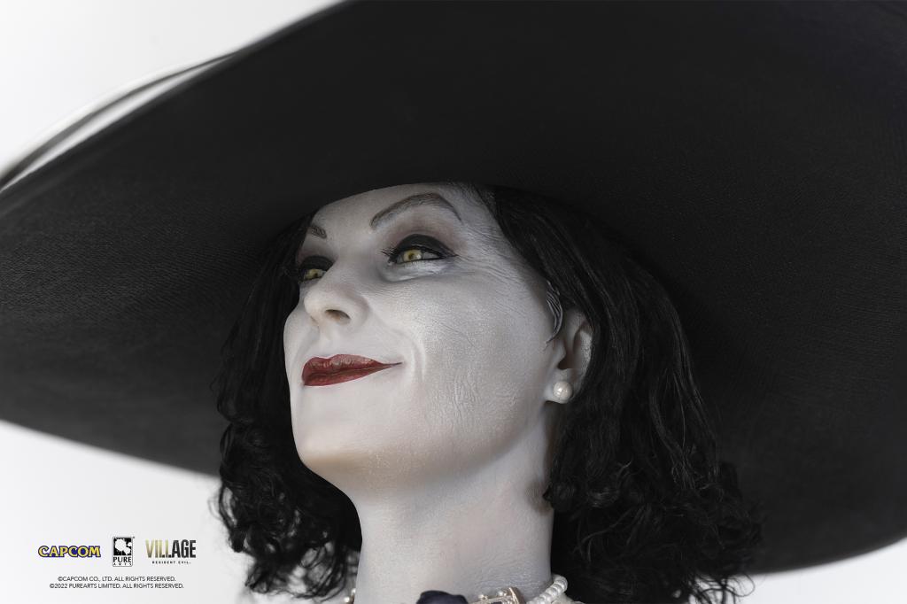 RESIDENT EVIL VILLAGE - Lady Dimitrescu - Statue PureArts 1/4 89cm ...