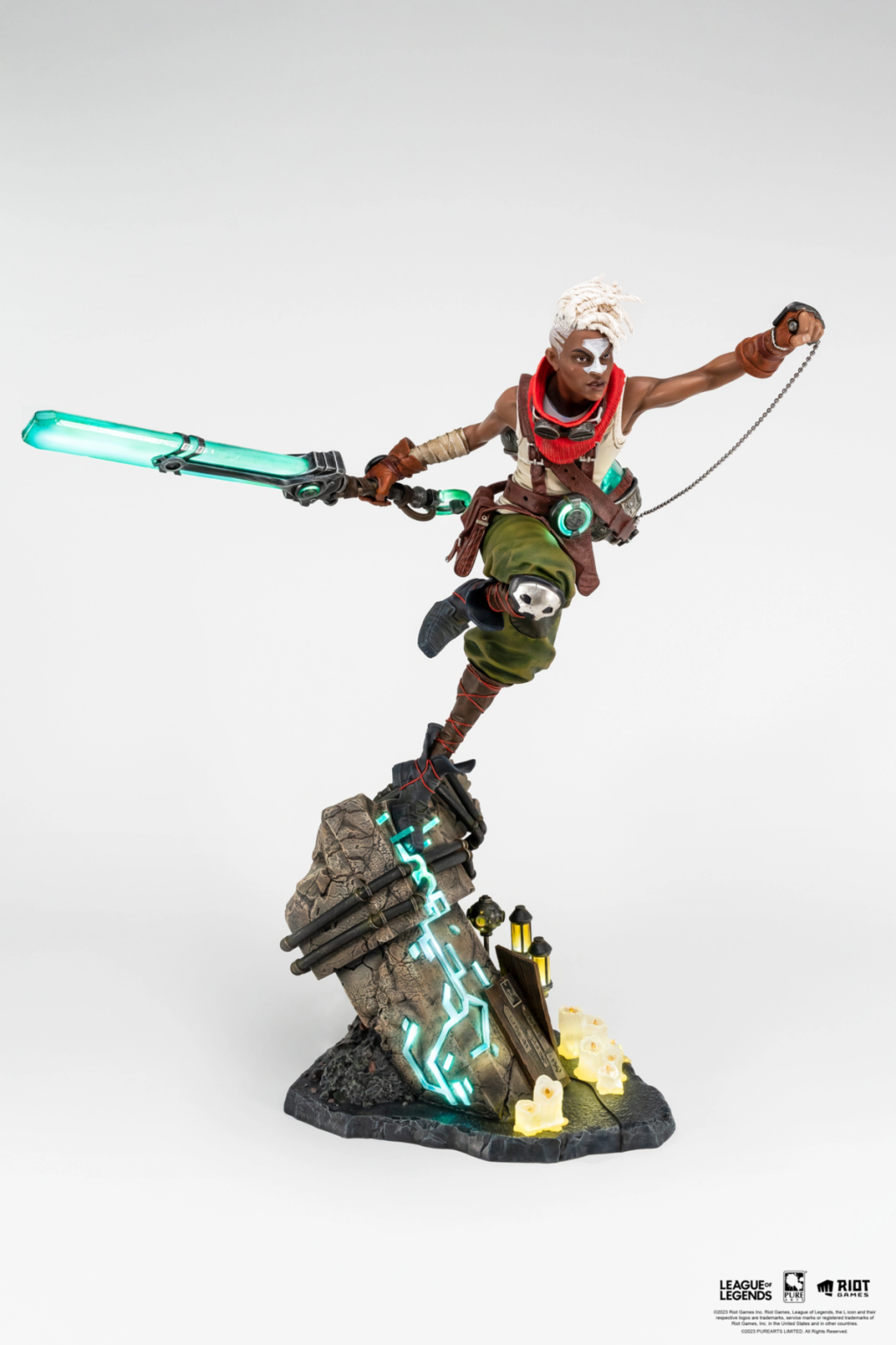 LEAGUE OF LEGENDS - Ekko - Statue 1/4 62cm : ShopForGeek.com: Figurita ...