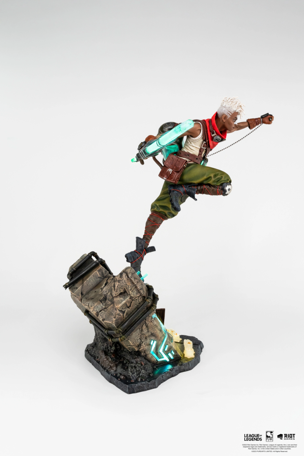 LEAGUE OF LEGENDS - Ekko - Statue 1/4 62cm : ShopForGeek.com: Figurita ...