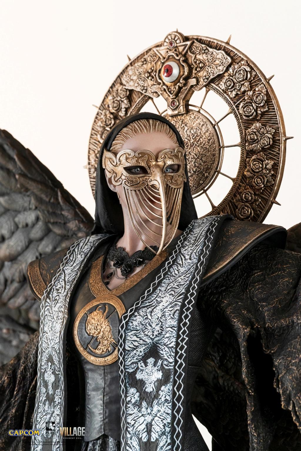 RESIDENT EVIL VILLAGE - Mother Miranda - Statue 1/4 66cm : ShopForGeek ...