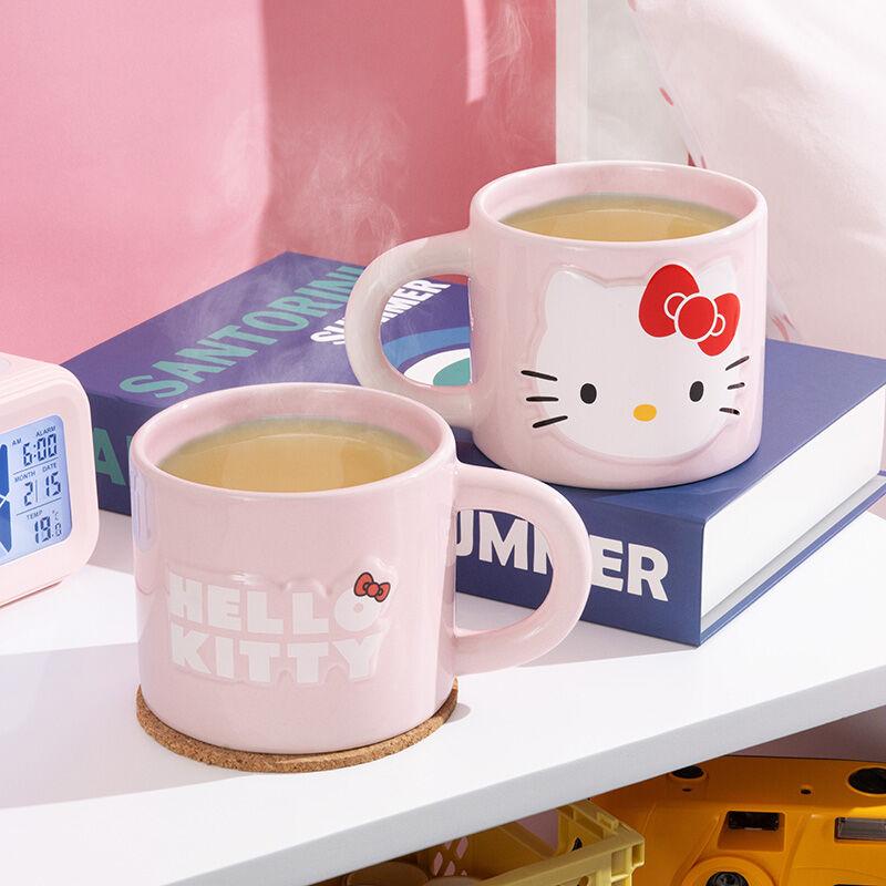 HELLO KITTY - Embossed Mug 13oz : ShopForGeek.com: Mug Paladone Hello Kitty