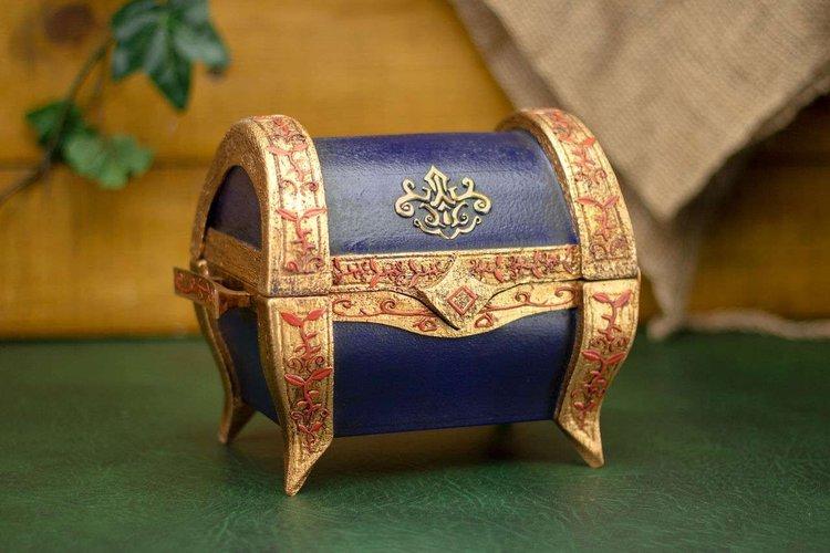 ZELDA - Treasure Chest - Money Box : ShopForGeek.com: Piggy bank ...