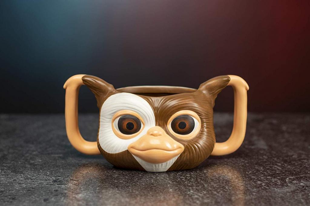 GREMLINS - Gizmo - Mug 3D 550ml : ShopForGeek.com: Mug Paladone Horror
