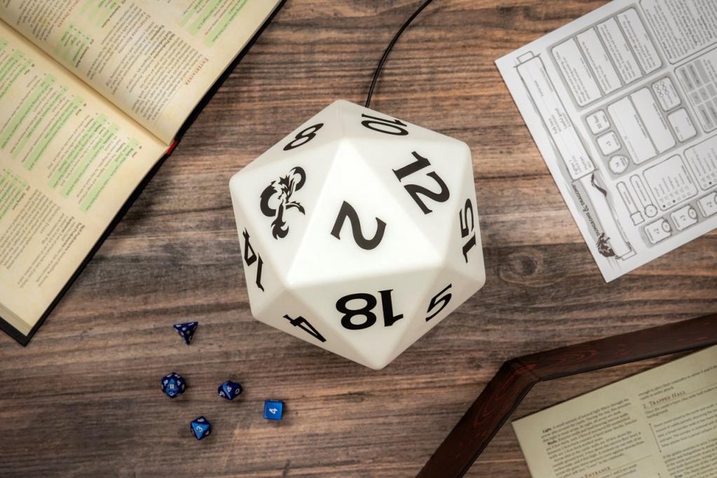 DUNGEONS & DRAGONS - D20 - Light : ShopForGeek.com: Lamp Paladone ...