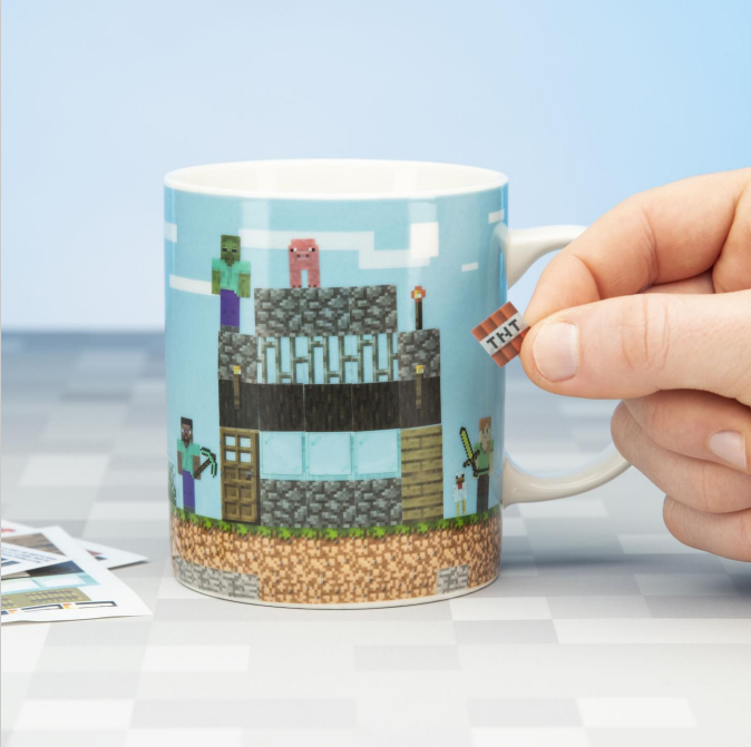 MINECRAFT - Build a level - Mug with stickers : ShopForGeek.com: Mug ...