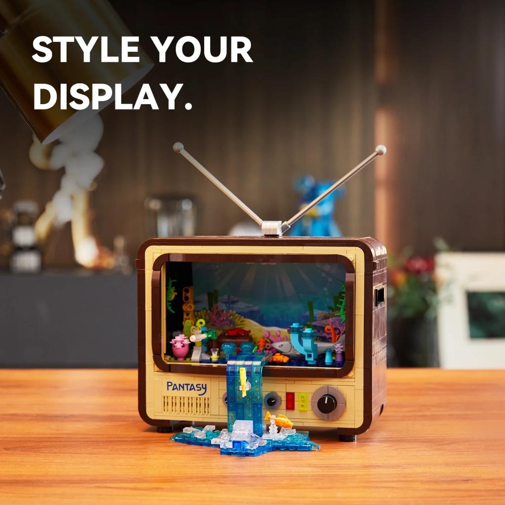 PANTASY - Vintage Television - Building block : ShopForGeek.com ...