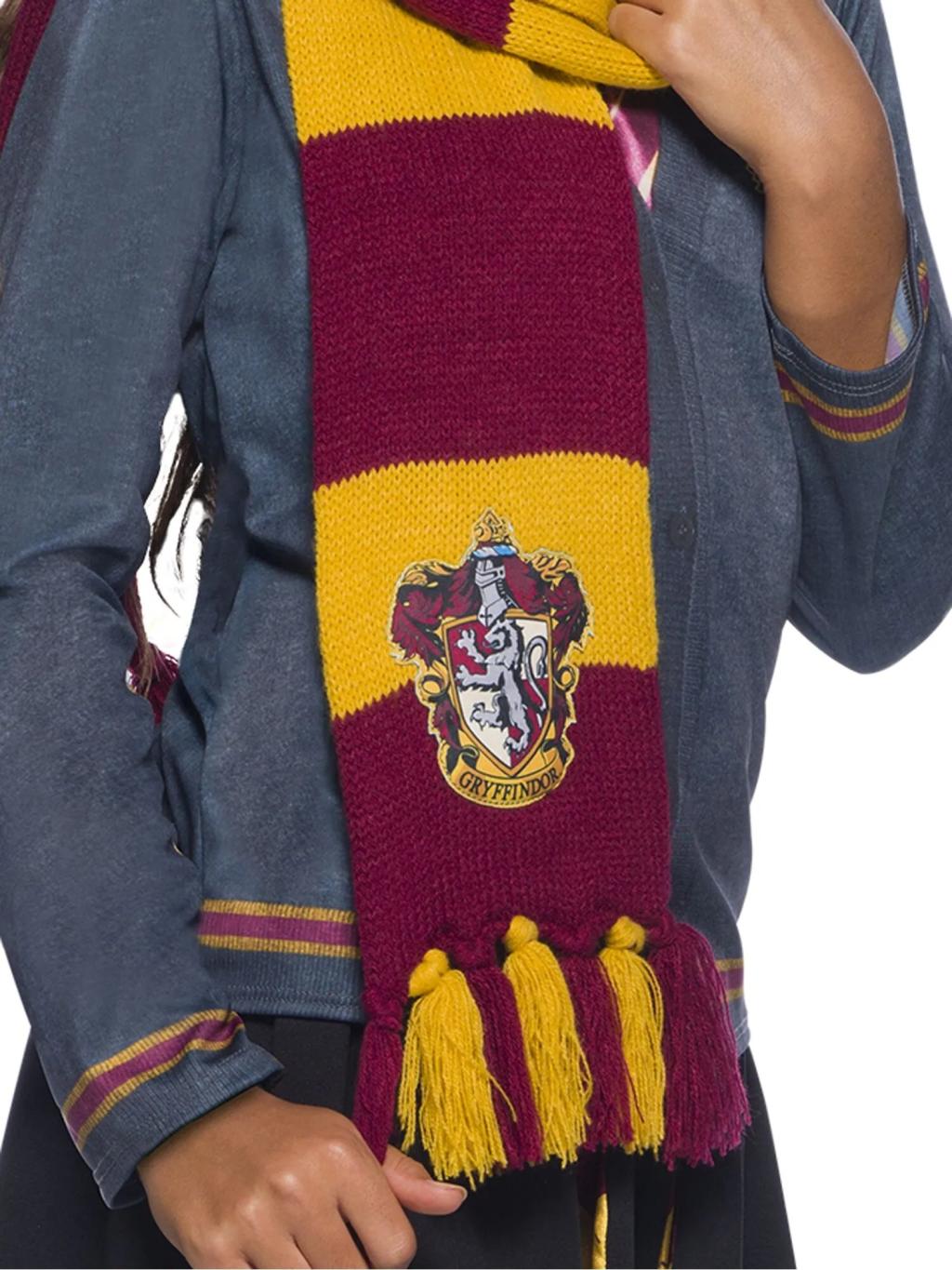 HARRY POTTER - Gryffindor Knitted Scarf - Accessory : ShopForGeek.com ...