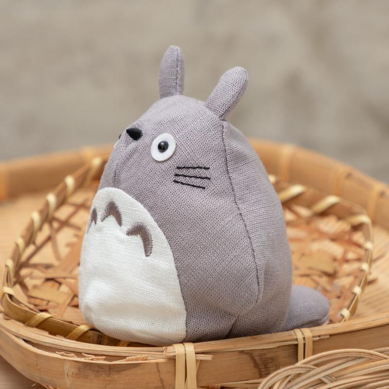 MY NEIGHBOR TOTORO - Totoro - Otega Plush 10.5cm : ShopForGeek.com ...