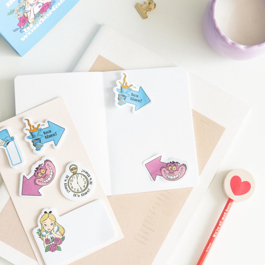 ALICE IN WONDERLAND - Stationery Set with 3 A6 Notebooks - 10pc ...