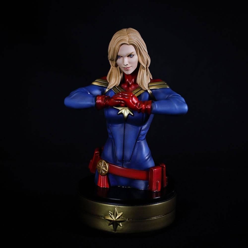MARVEL - Captain Marvel - Resin Bust 20cm : ShopForGeek.com: Figurines ...