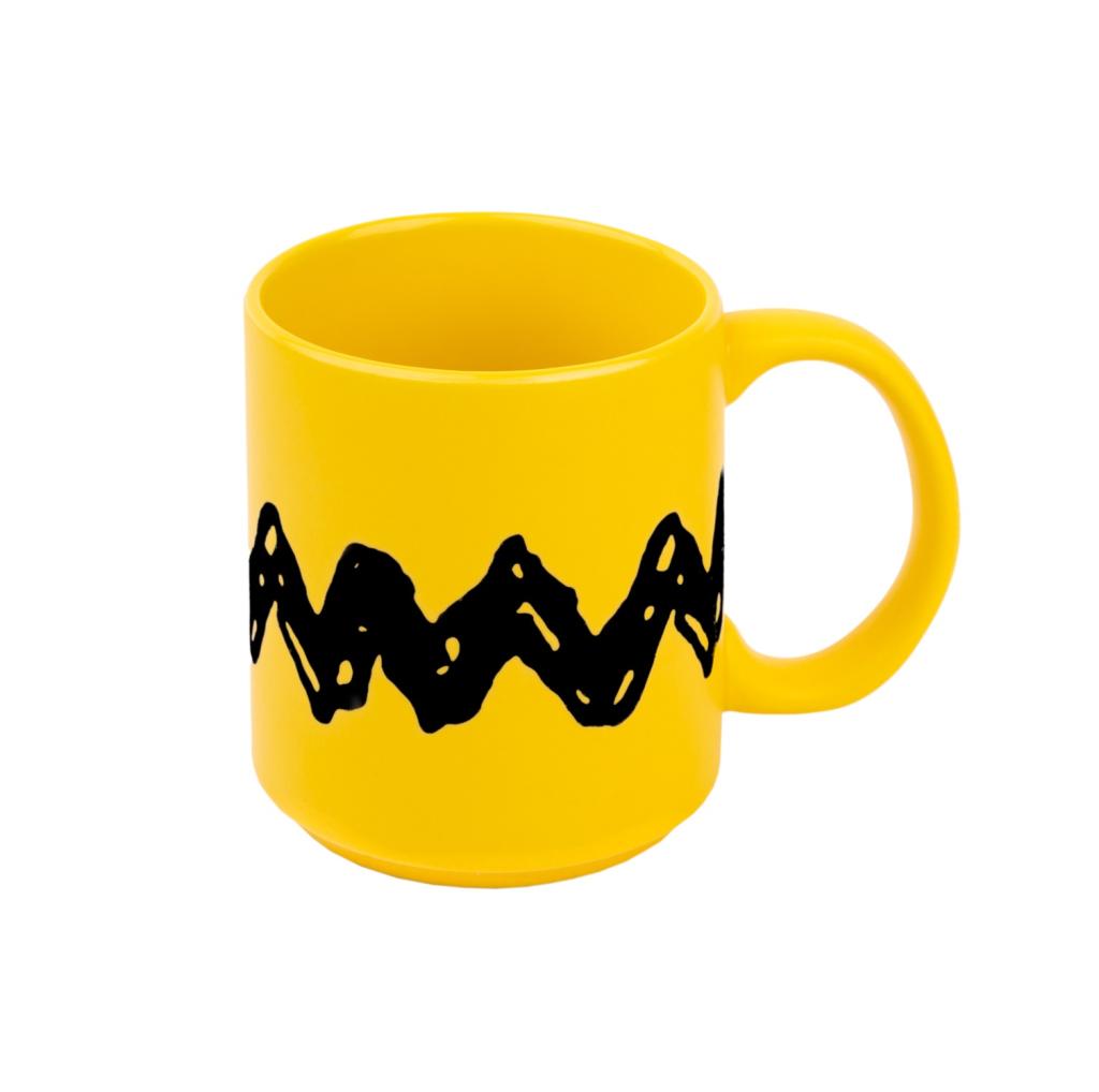 SNOOPY - Yellow - Mug 10Oz : ShopForGeek.com: Mug Grupo Erik Peanuts