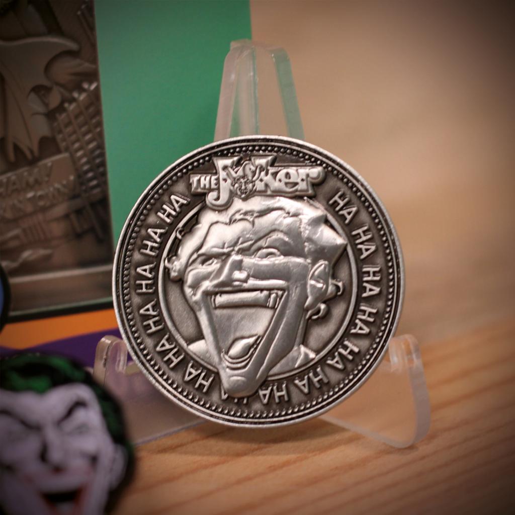 DC COMICS - The Joker - Limited Edition Metal Coin : ShopForGeek.com ...