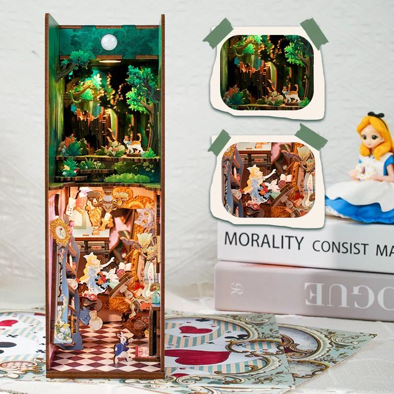 BOOK NOOK KIT - DIY- Alice in Wonderland - 184pcs + LED Light ...