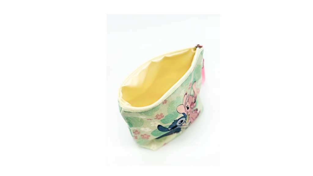 STITCH & ANGEL - Summer Wave - Travel Bag : ShopForGeek.com: Neceser ...